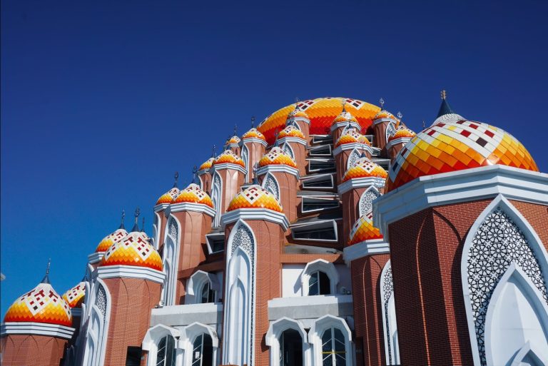 Home - Explore Makassar